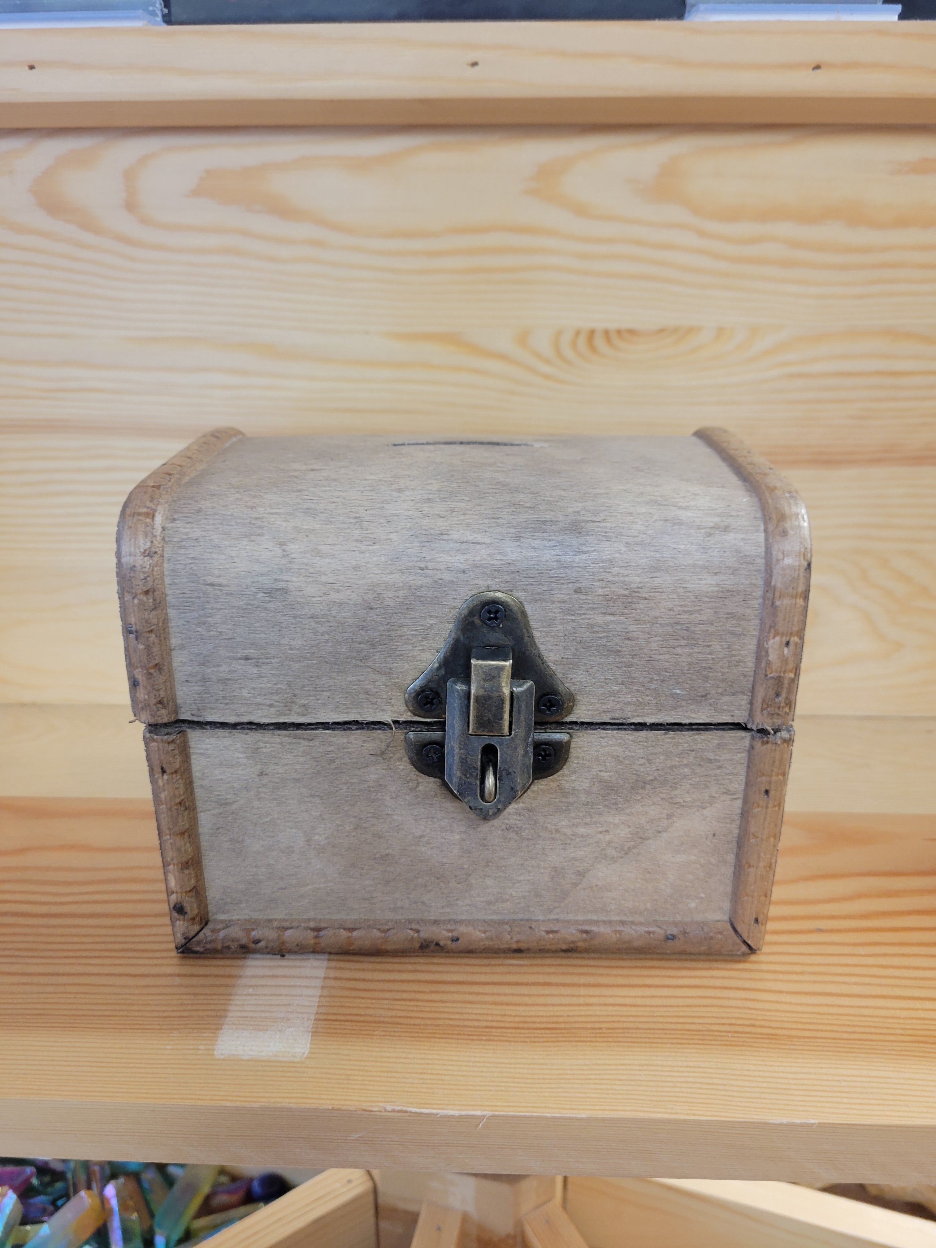 Treasure Chest Bank Large – Stevenson's Toys & Games